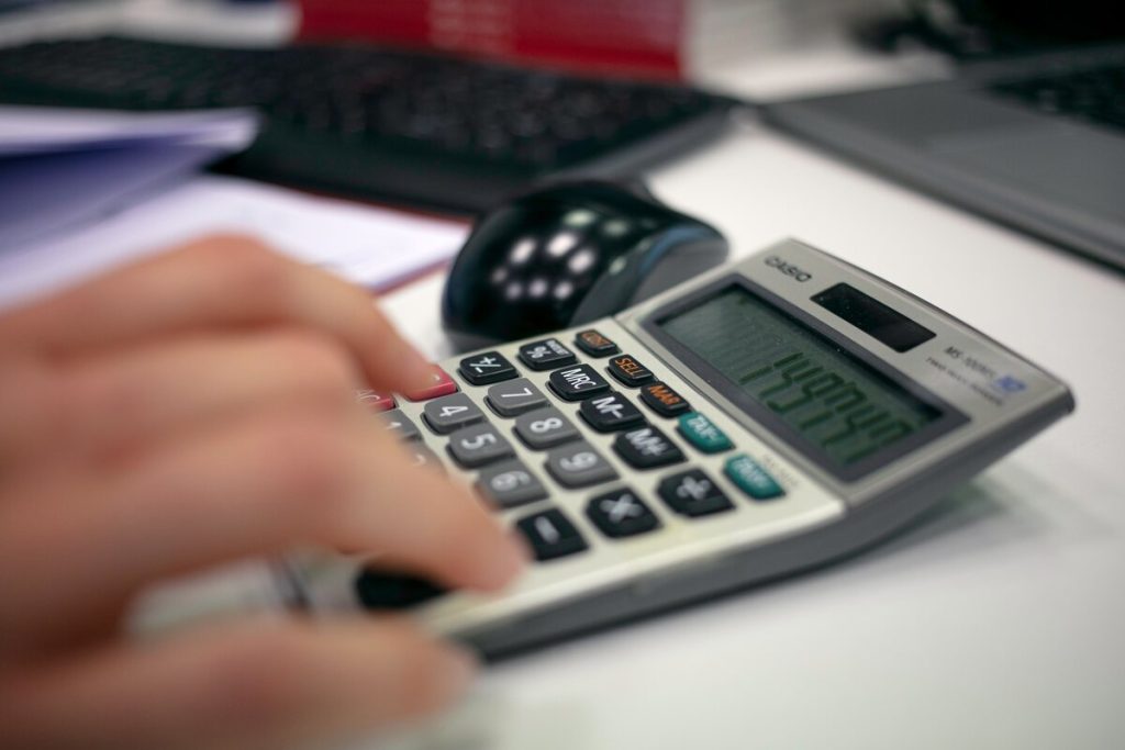 Guía sobre VAT: Qué es, para qué sirve y cómo se tramita – develdata